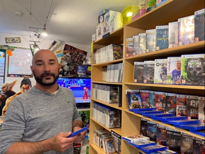 Dynamite Games, la vie d'une boutique de jeux vidéo indépendante ...